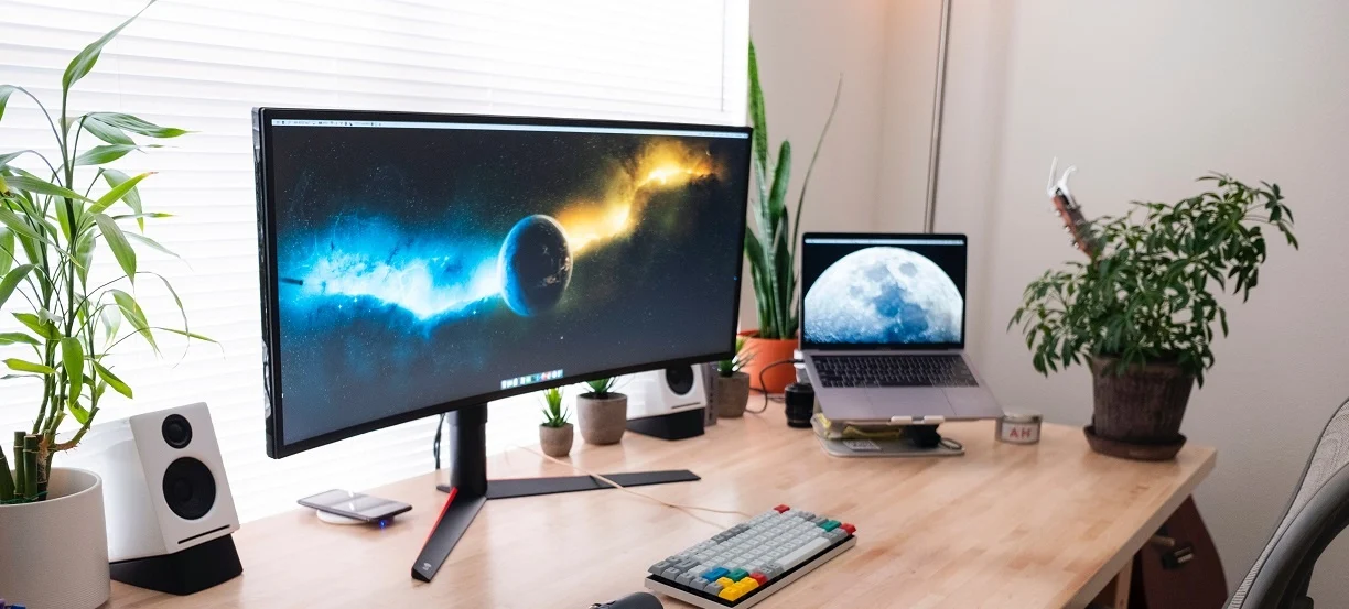 De voordelen van een curved monitor - Smartbright